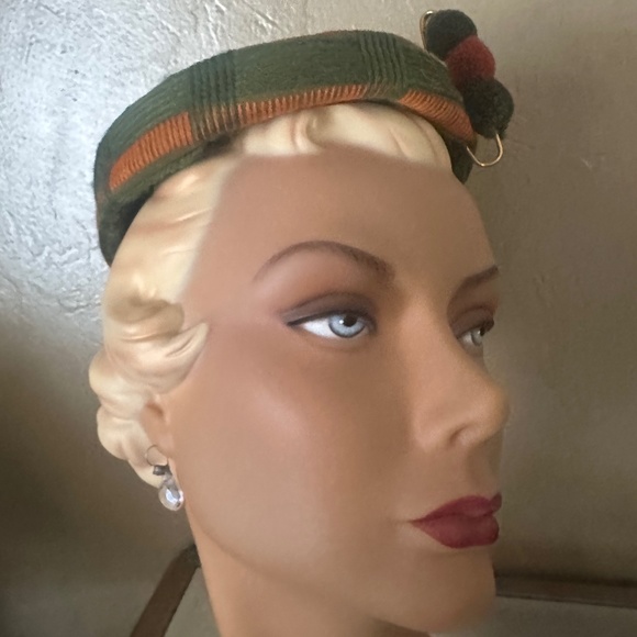 THE MARSTON COMPANY | Accessories | Unique 95s Greenorange Toque | Poshmark
